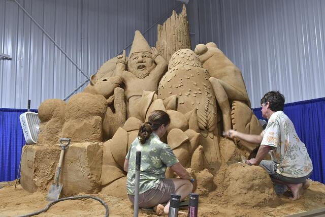 NC vs SC: The ultimate guide to State Fair rides, food, games ...