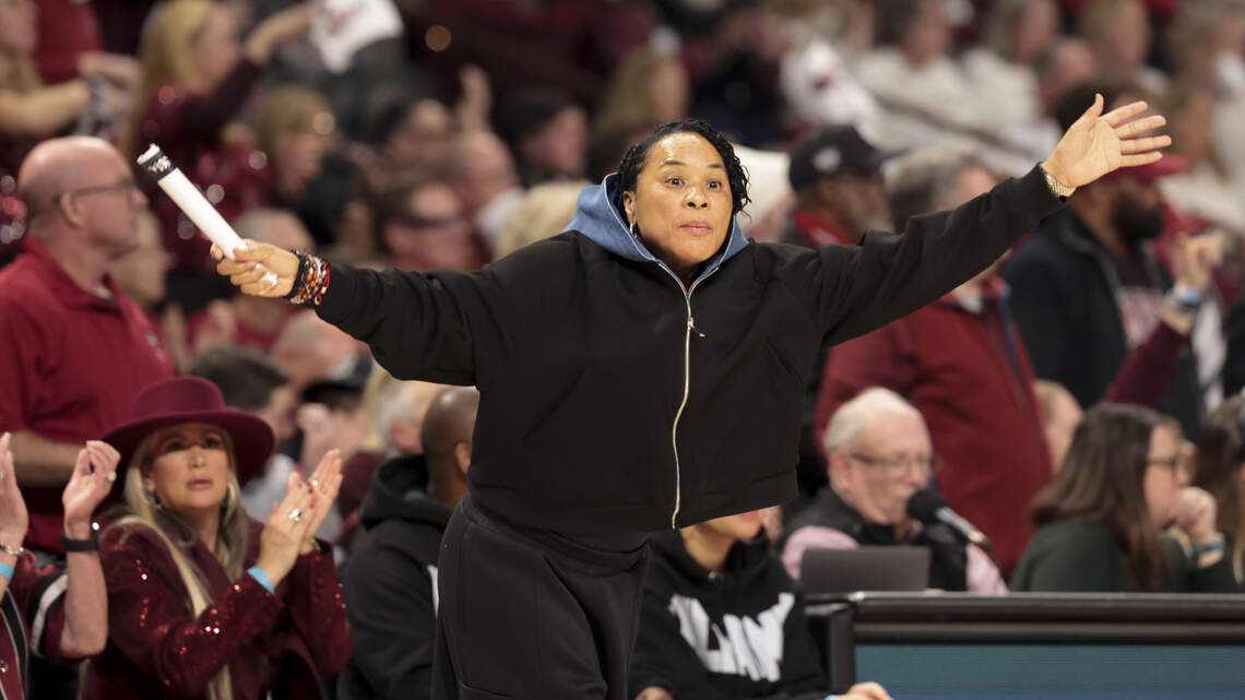 What Dawn Staley, Gamecocks WBB learned from Oklahoma loss | Myrtle ...