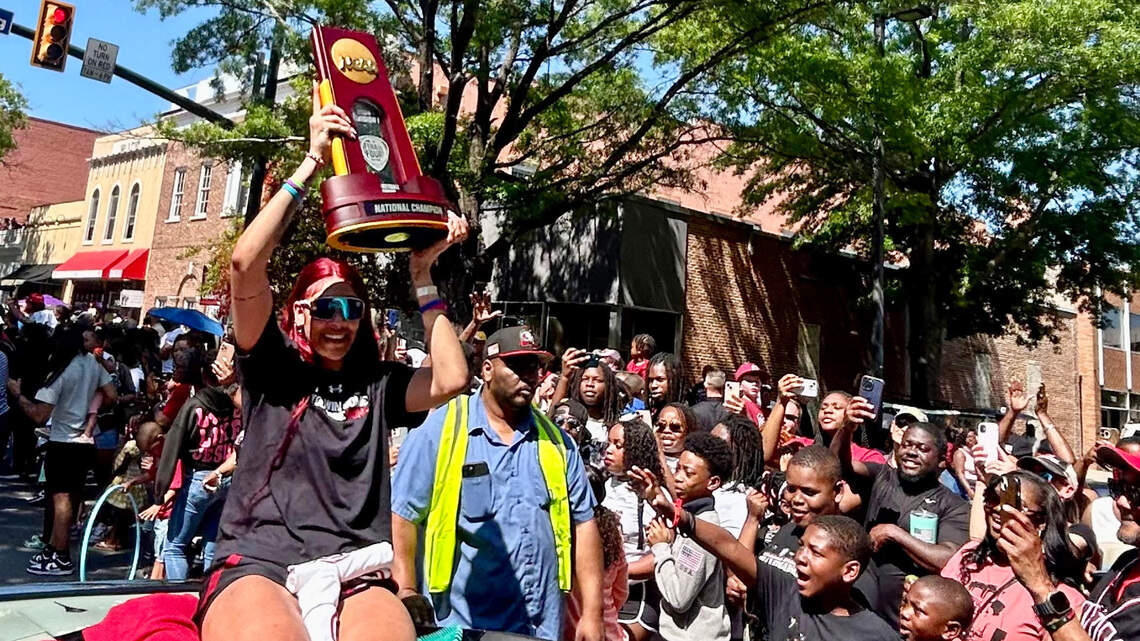 City of Columbia SC has parade for South Carolina Gamecocks | The State