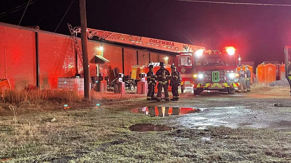 Columbia, SC fire breaks out at commercial facility | The State