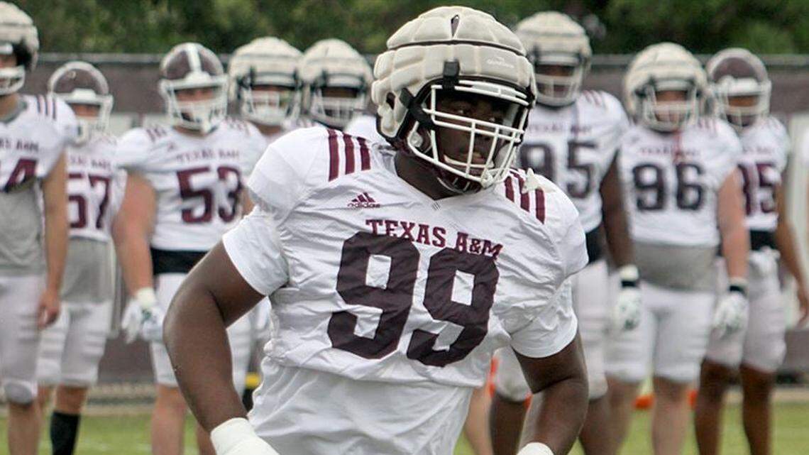 DT transfer Gabriel Brownlow-Dindy commits to USC football | The State