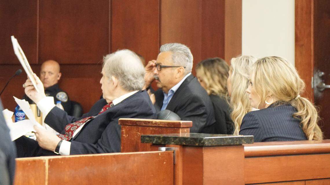 SC restaurant owner tracked wife with GPS before killing | The State