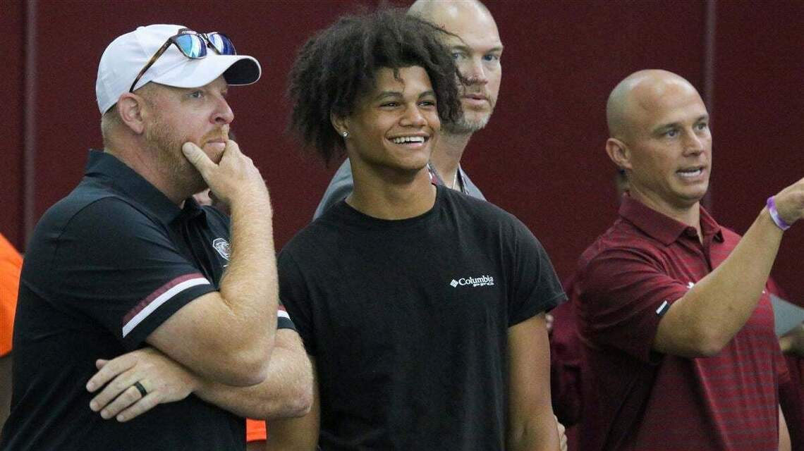 Four-star prospect Devin Hyatt transferring to IMG Academy | The State