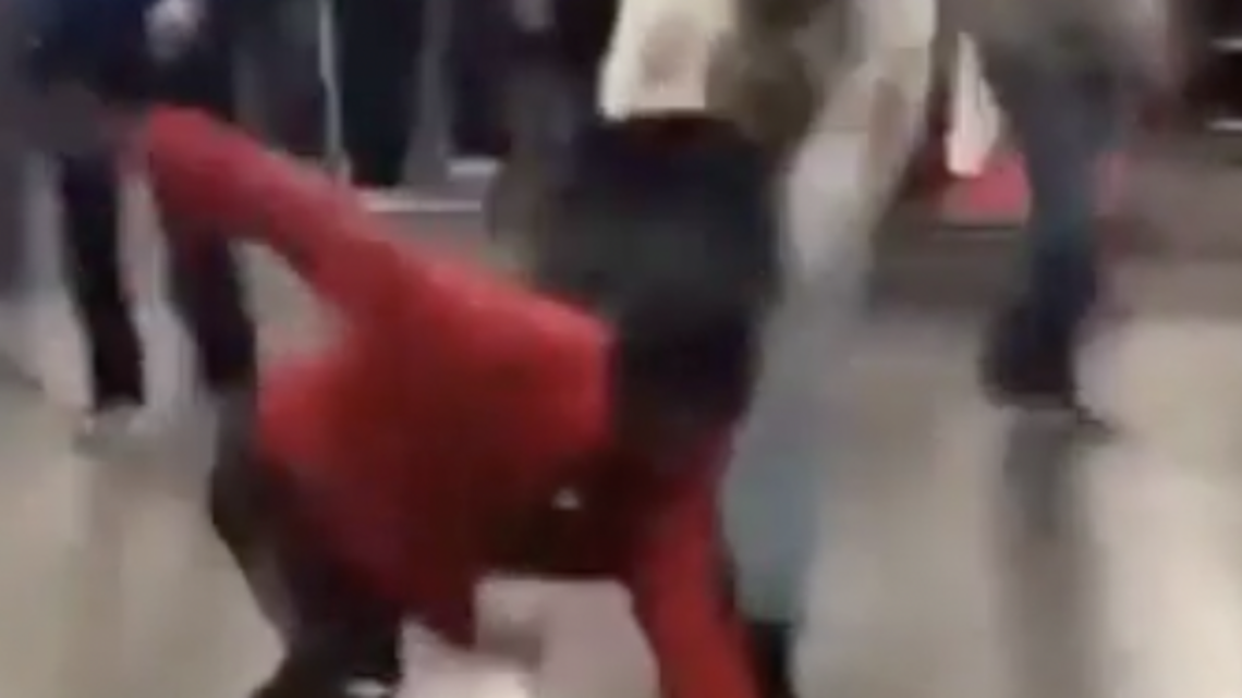 Knife-wielding man in SC Walmart caught on video | The State