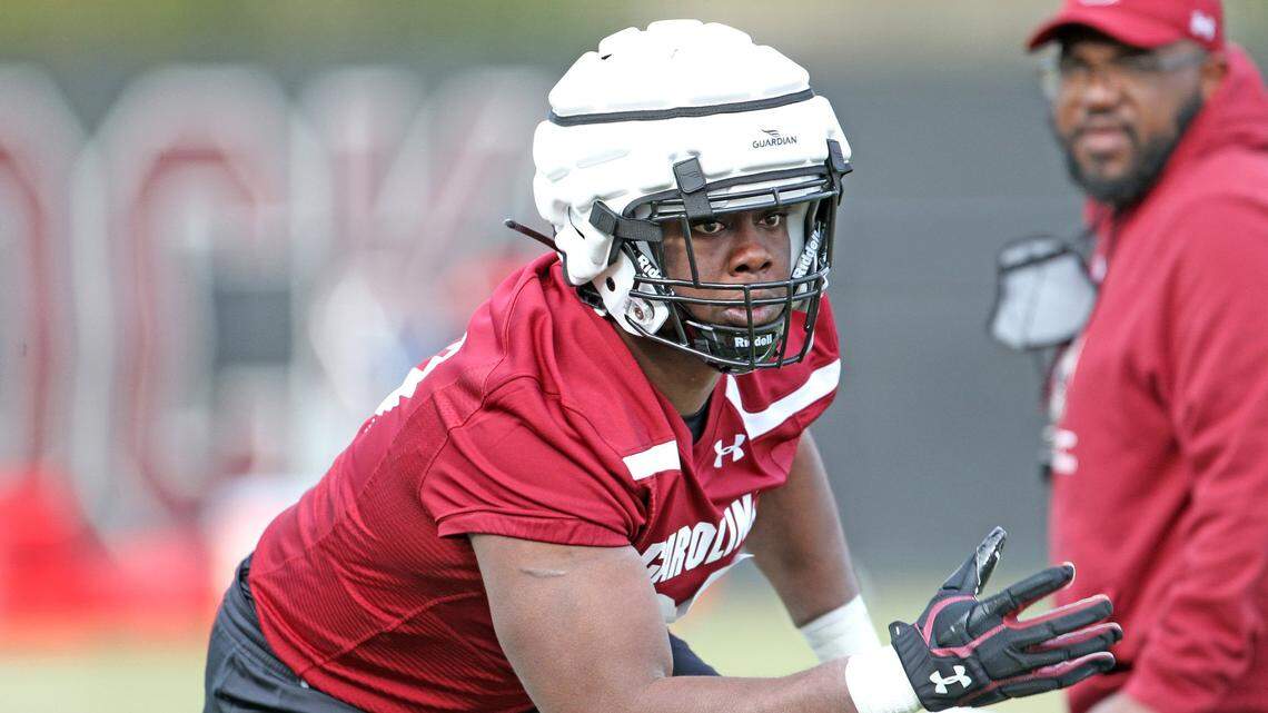 South Carolina football: Devontae Davis transfers to UVa | The State