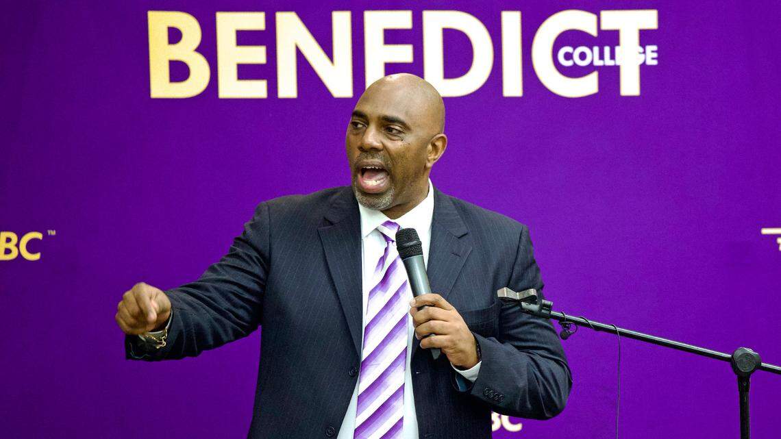 Ron Dickerson Jr. to be football coach at Benedict College SC | The State