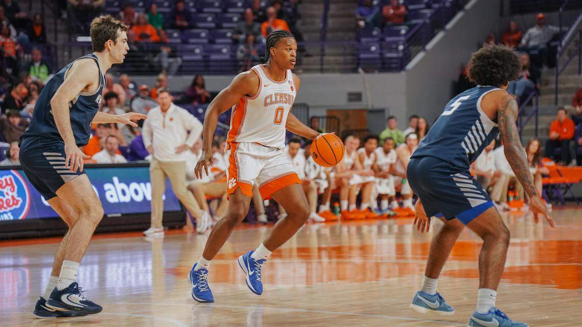 New-look Clemson team shows promise at Littlejohn Coliseum | The State
