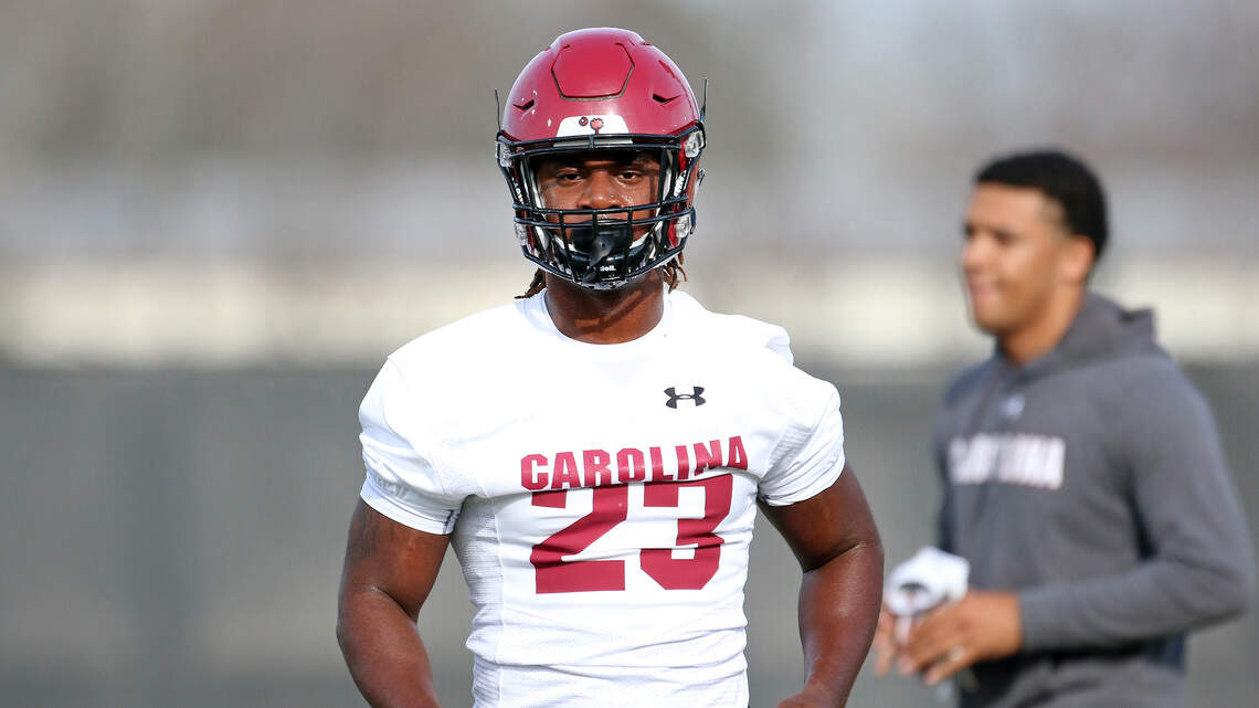 South Carolina football: Derek Boykins shows skill early | The State