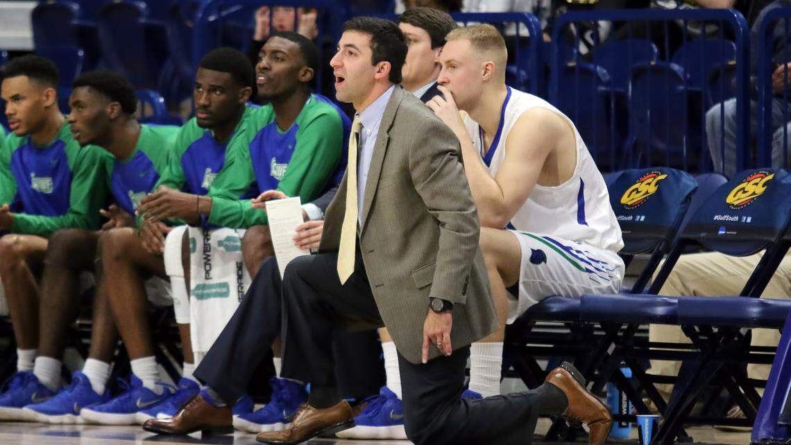 Brian Benator named Heathwood Hall SC basketball coach | The State