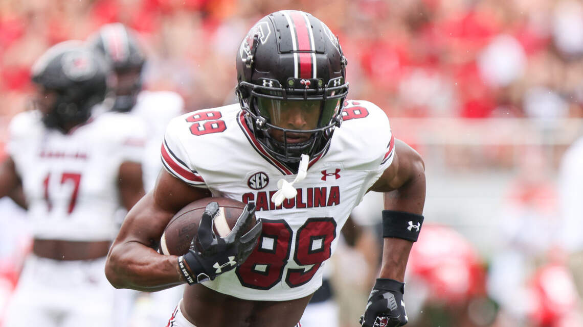 South Carolina football: O’Mega Blake will transfer | The State