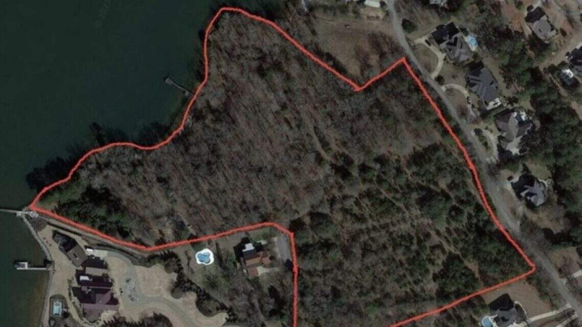 Floyd Spence’s Lake Murray property up for sale for $9.5M | The State