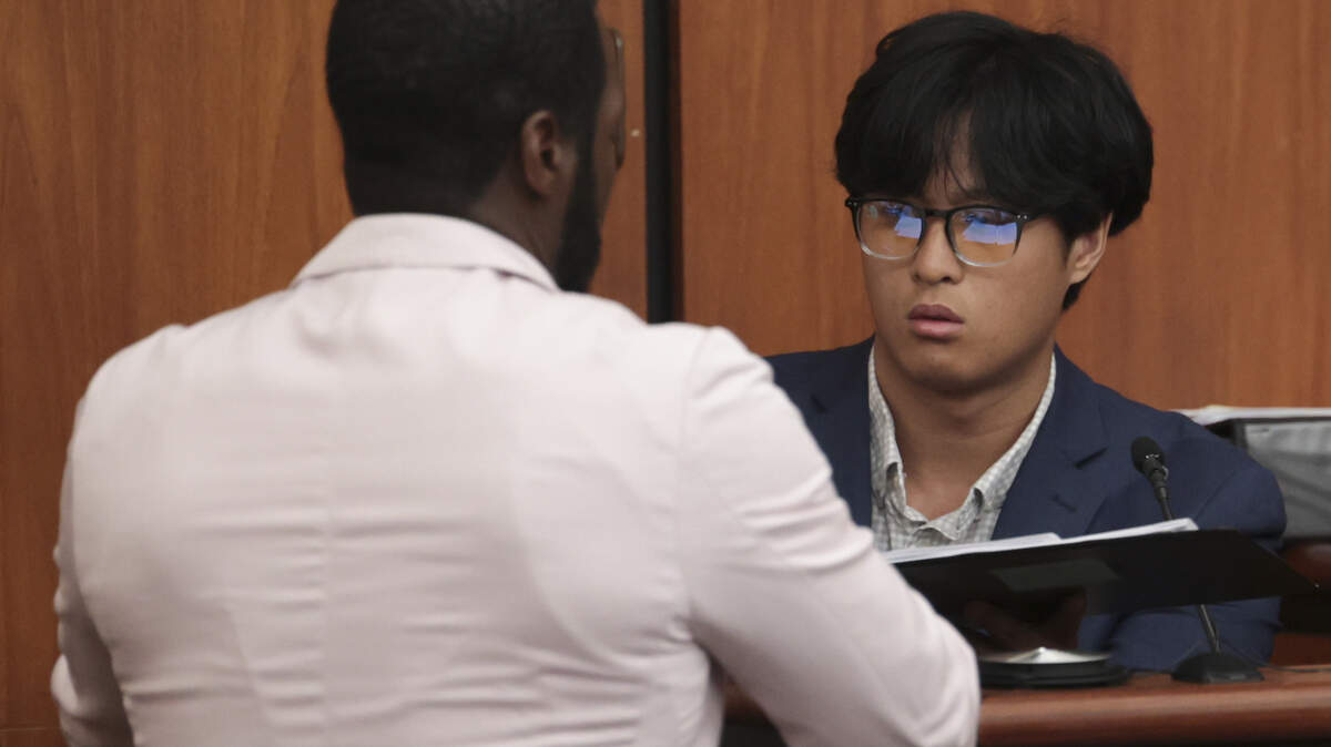 Andy Chow testifies in defense of his father during SC murder trial ...