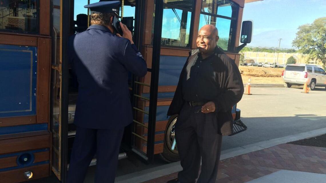 Shuttles give a lift at inaugural Fireflies stadium event | The State