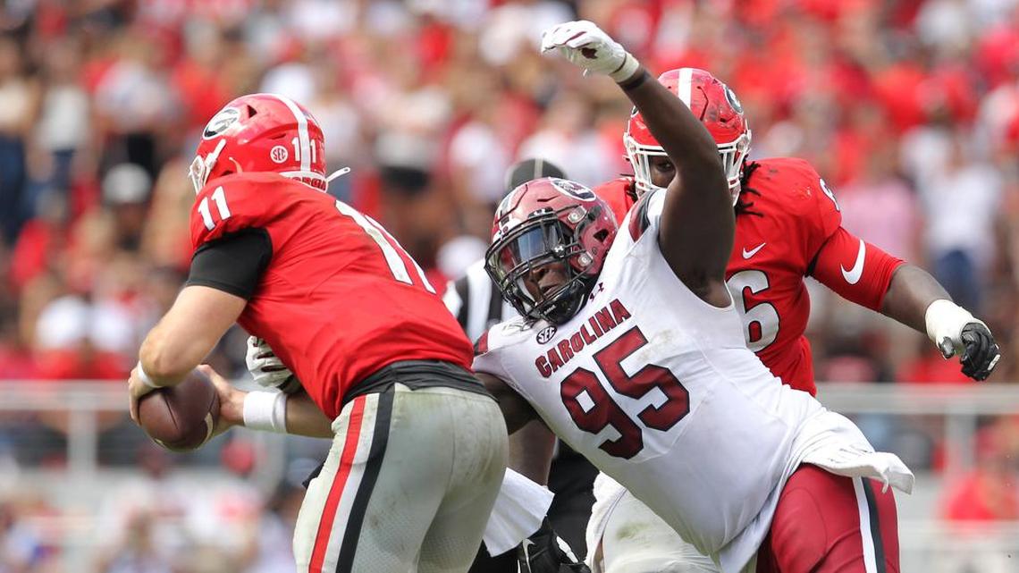NFL football: South Carolina’s Kobe Smith to Tennessee Titans | The State